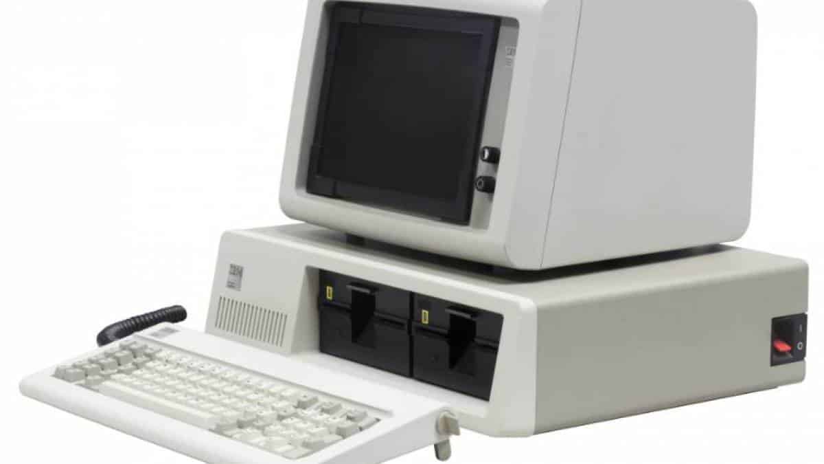 Primeiro computador pessoal moderno completa 35 anos
