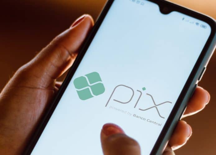 O que é e como funciona o Golpe do Pix - Olhar Digital