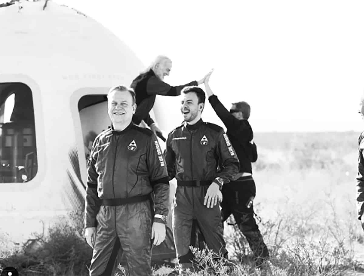 Submarino Titan: brasileiro homenageia parceiro de voo espacial