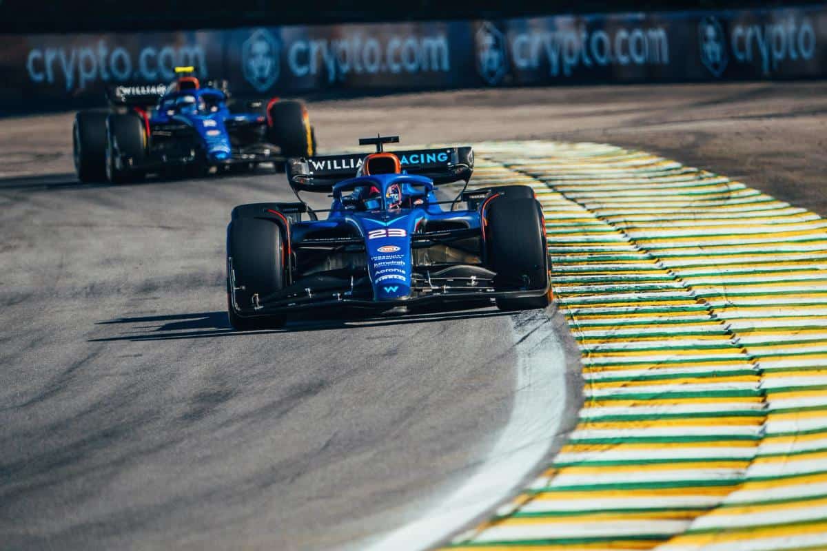 Chefe na F1 se choca ao descobrir que equipe usava o Excel