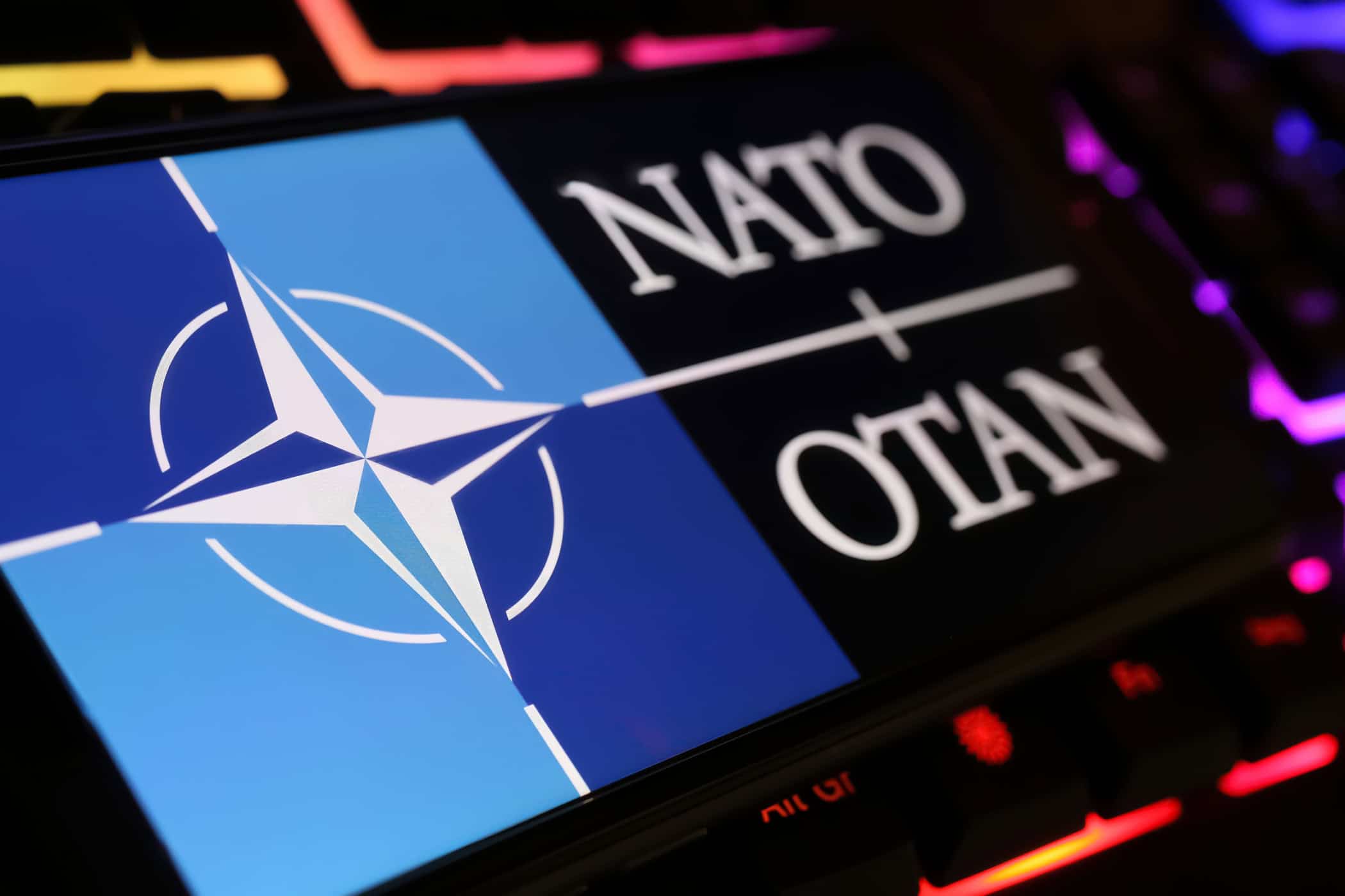 Países da OTAN anunciam parceria para produzir mísseis de longo alcance