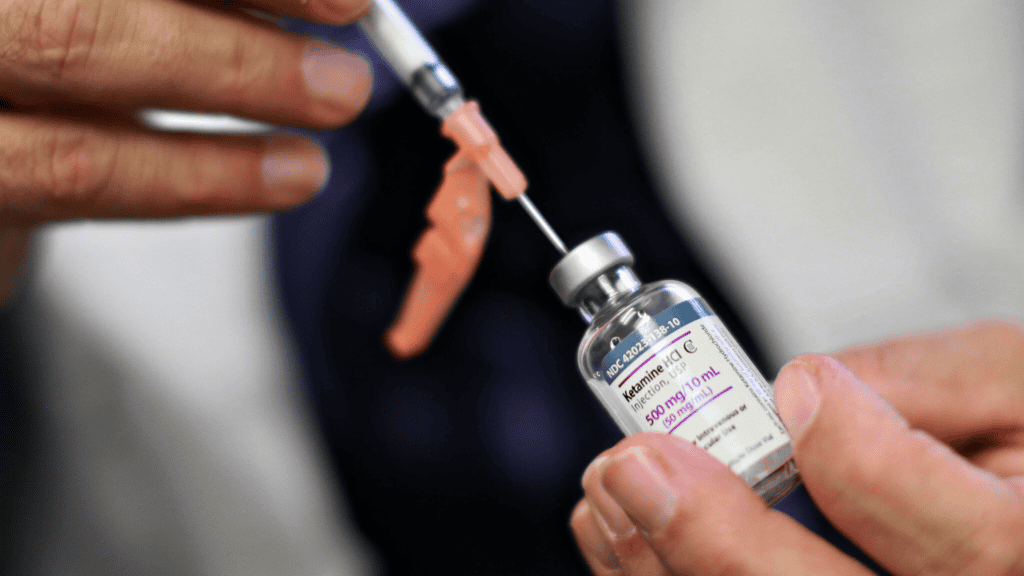 O que a Cetamina faz no corpo?