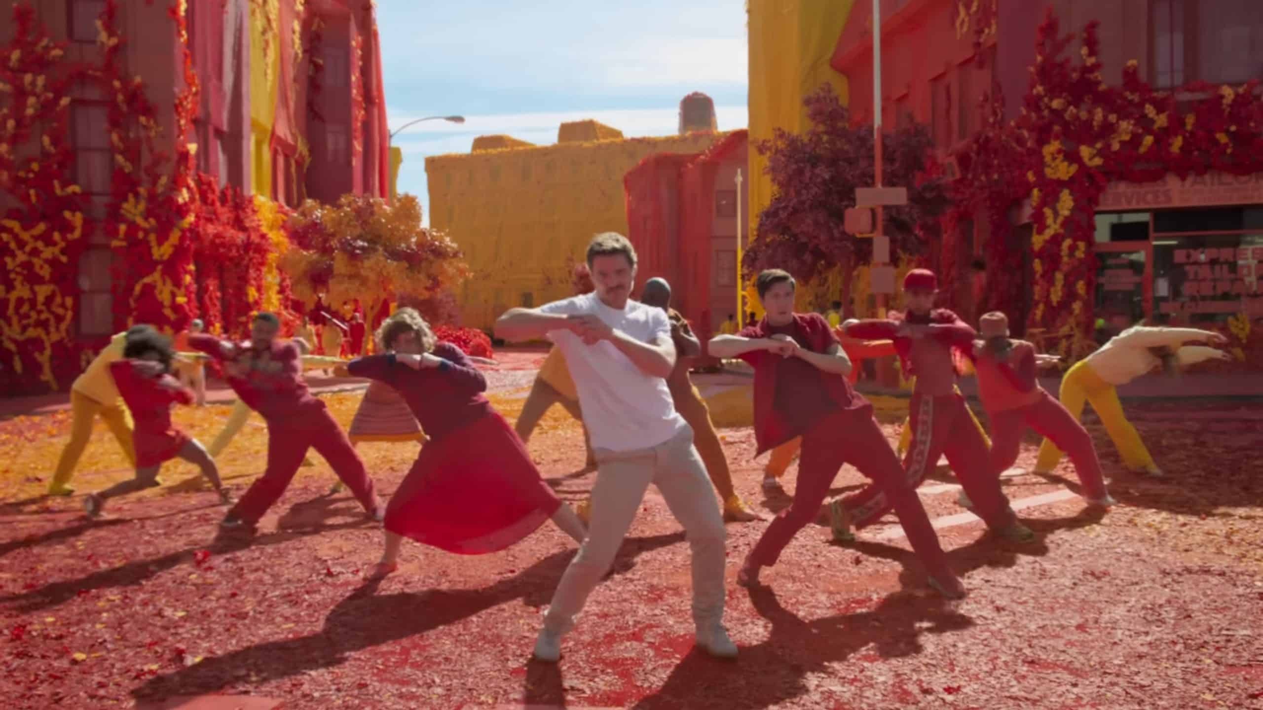 Pedro Pascal dança funk em novo anúncio da Apple sobre AirPods 4