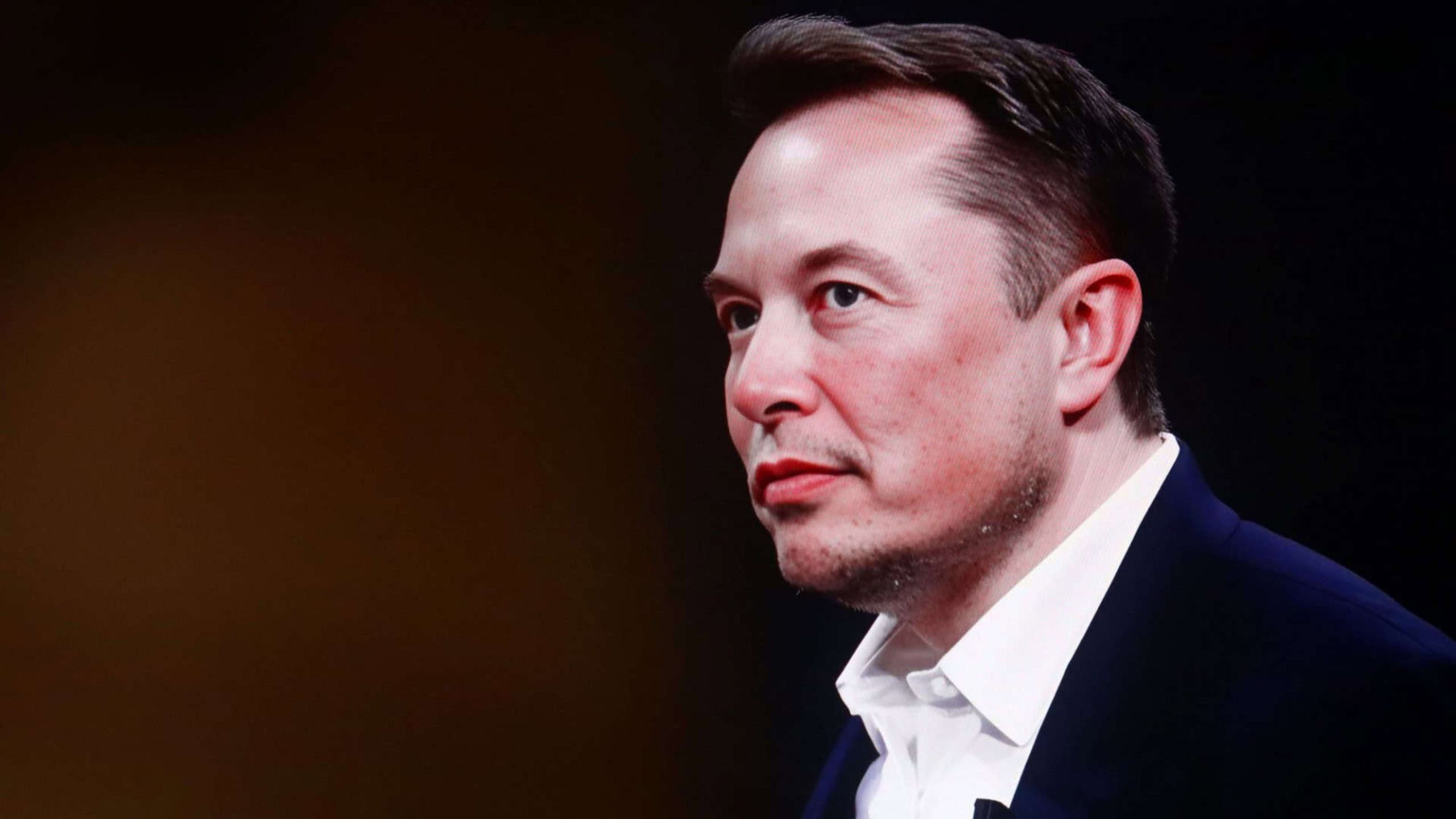 Elon Kasturi Invests Billions Of The World's Largest AI Super Computer ...